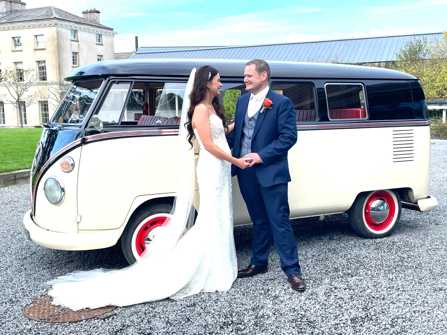 Meet the Campers – Logybear Campervan